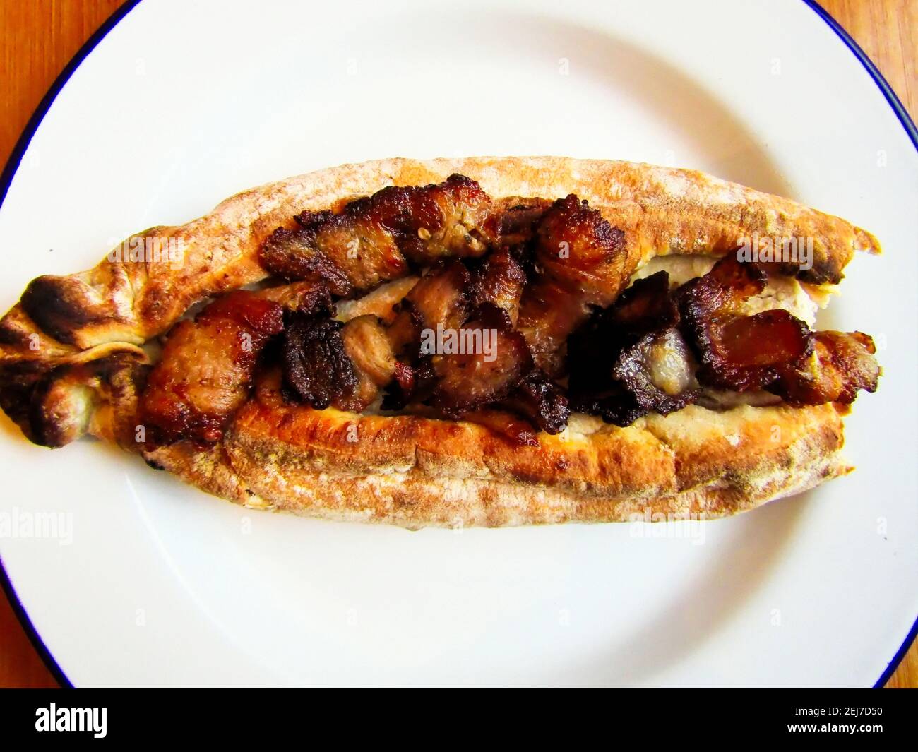 Gyros crete hi-res stock photography and images - Alamy