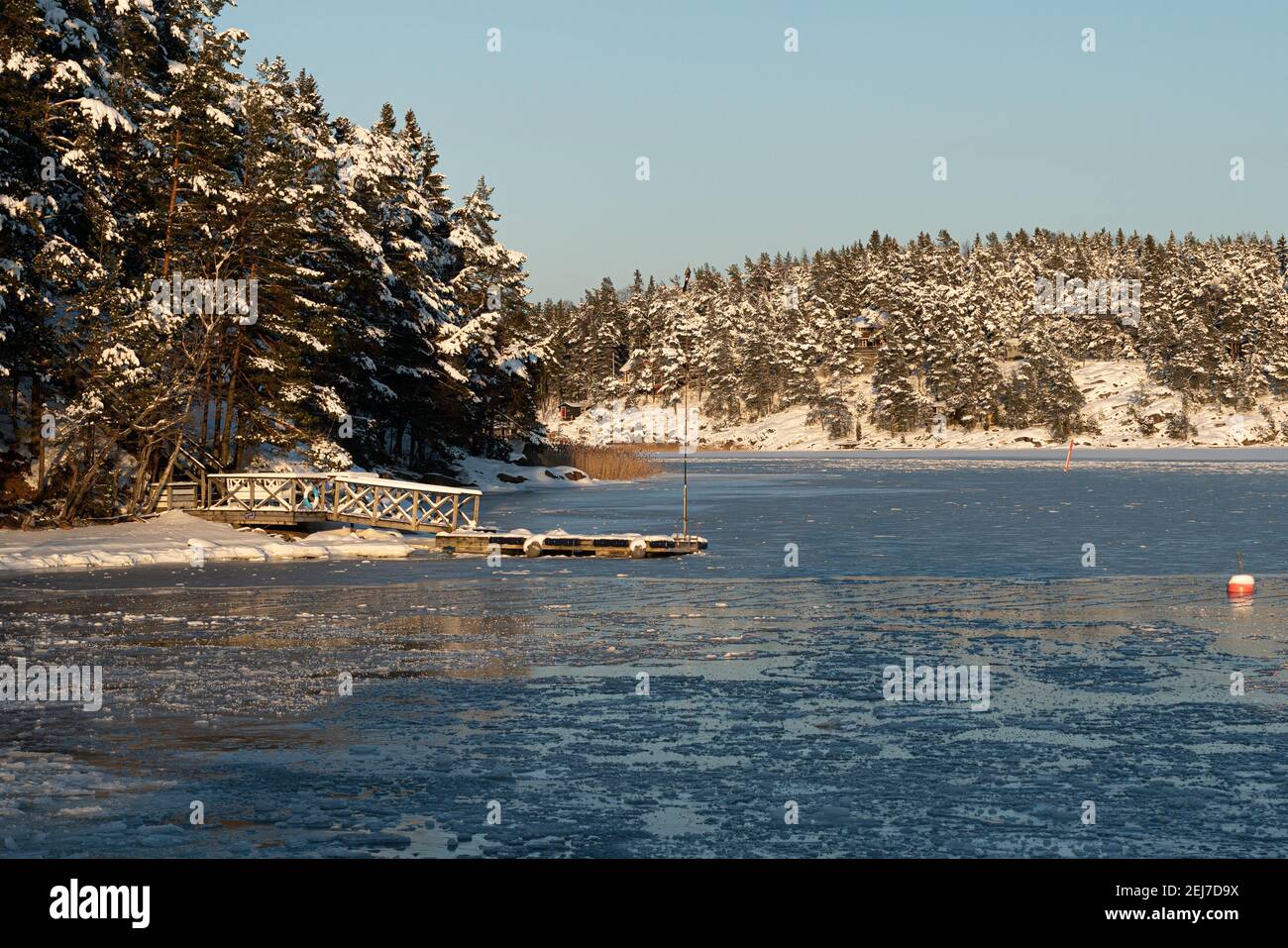 Frozen ice floe winter beach hi-res stock photography and images - Alamy