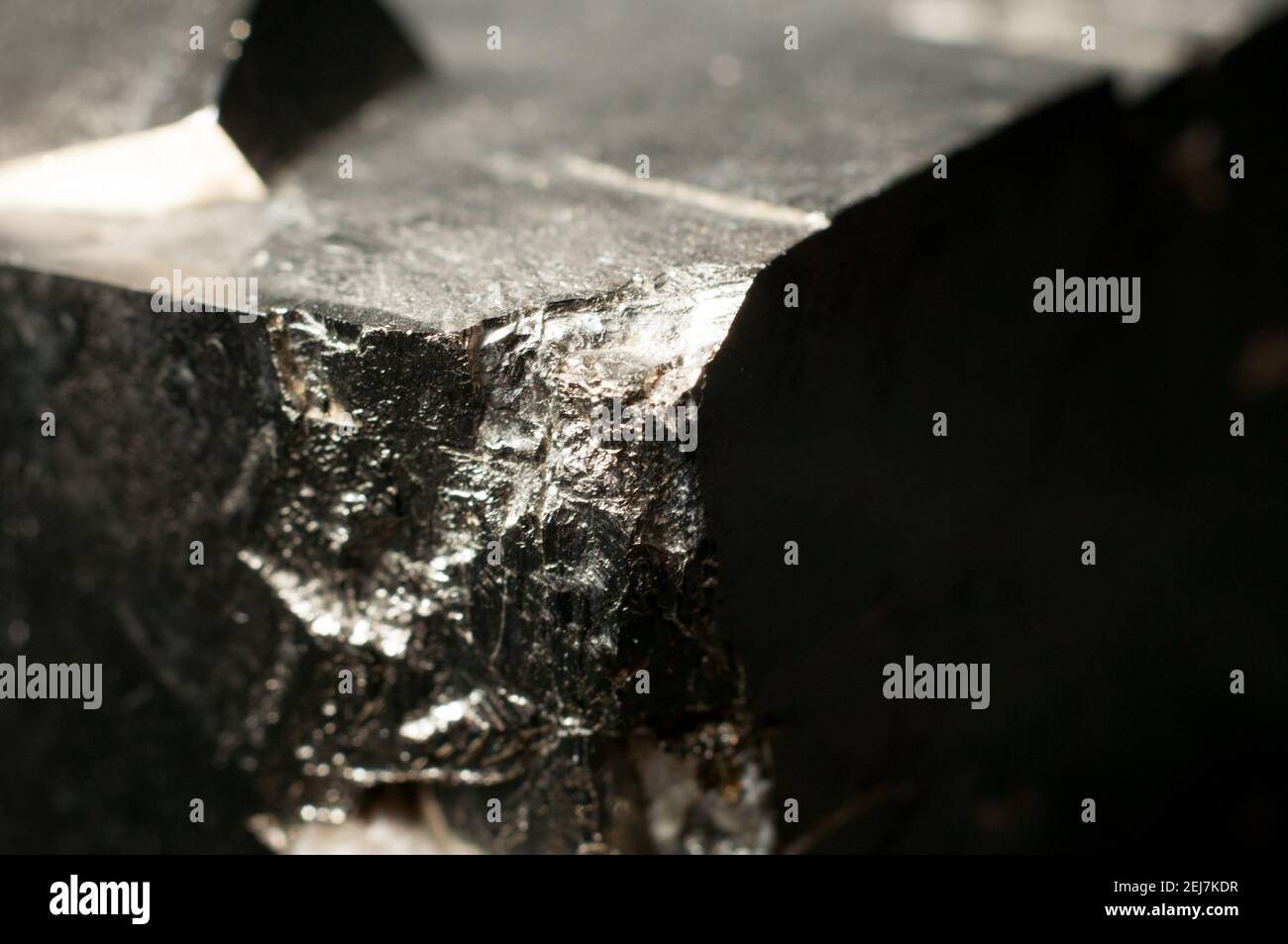 Iron atoms hi-res stock photography and images - Alamy