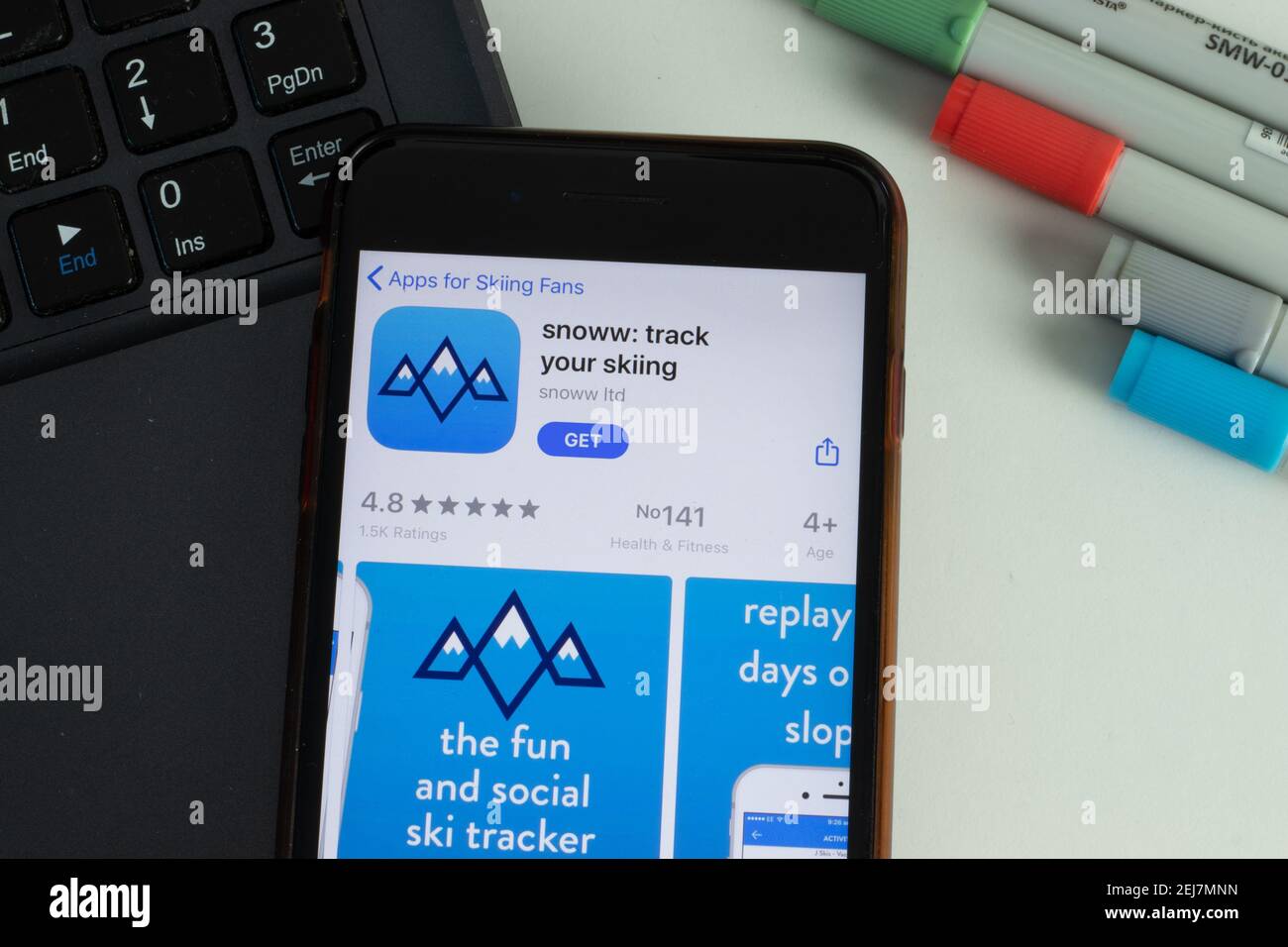 Snoww hi-res stock photography and images - Alamy