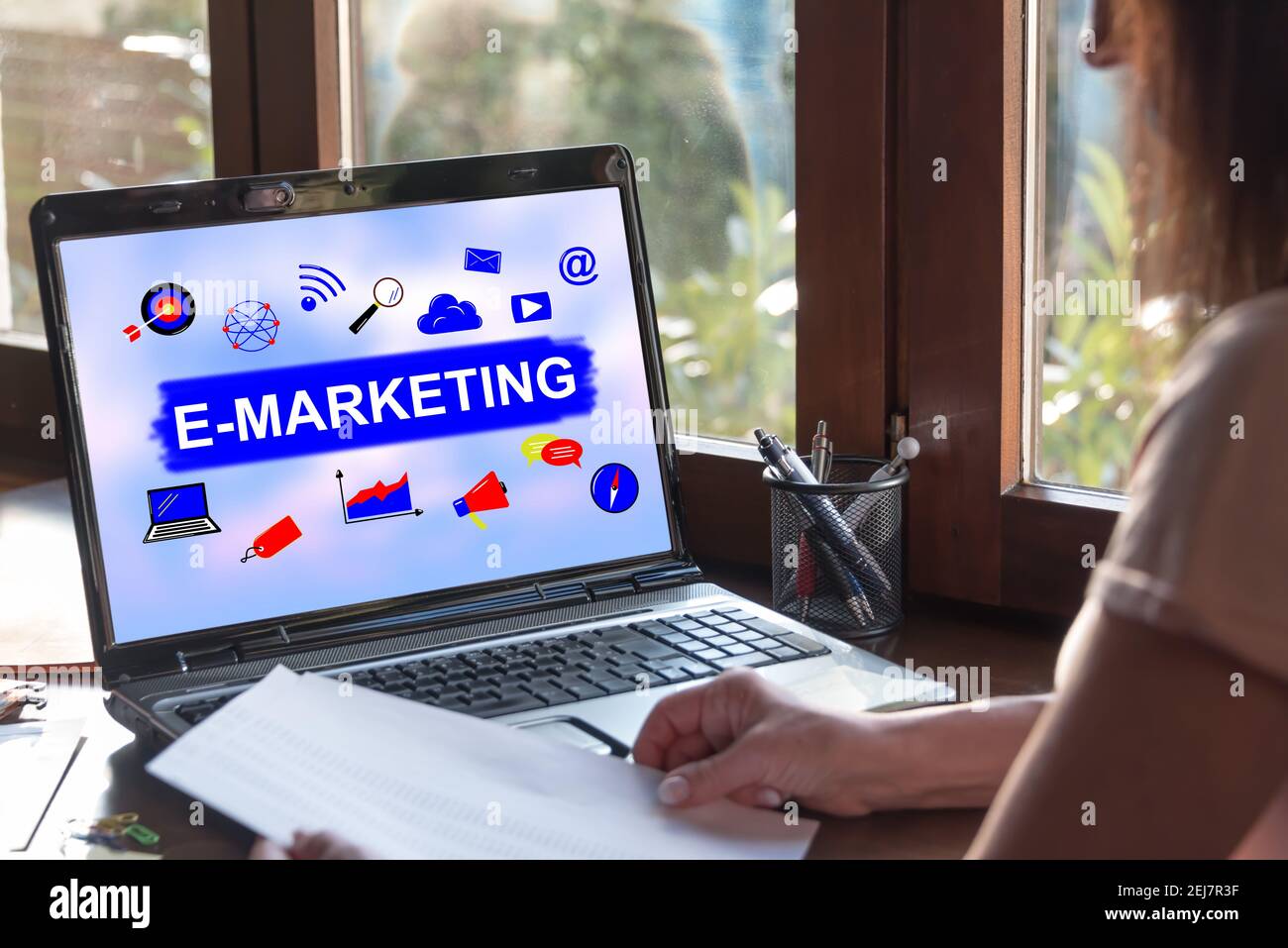 Laptop screen displaying an e-marketing concept Stock Photo - Alamy