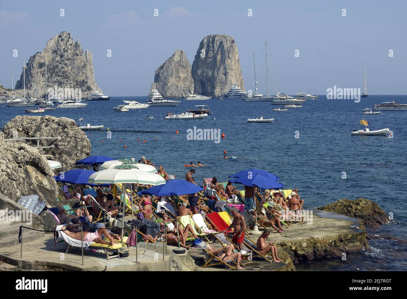 Neaples italy hi-res stock photography and images - Alamy