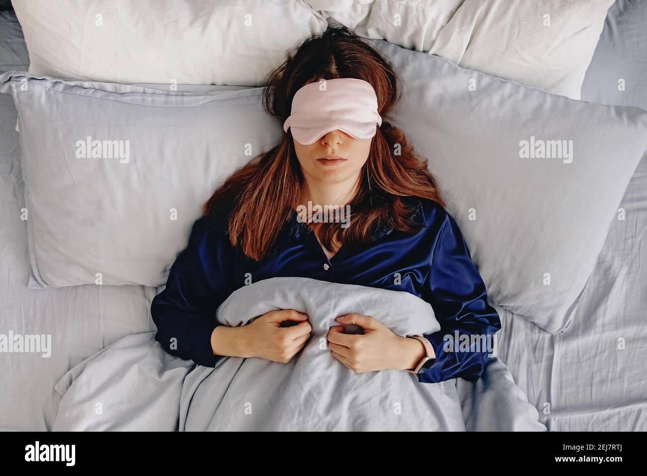 Sleeping bed female eye mask hi-res stock photography and images - Alamy