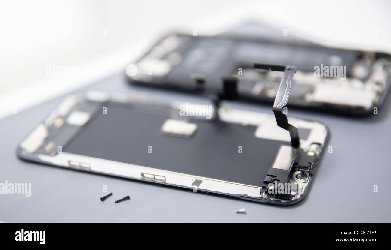 Mobile phone chip repair process, battery replacement and broken screen ...