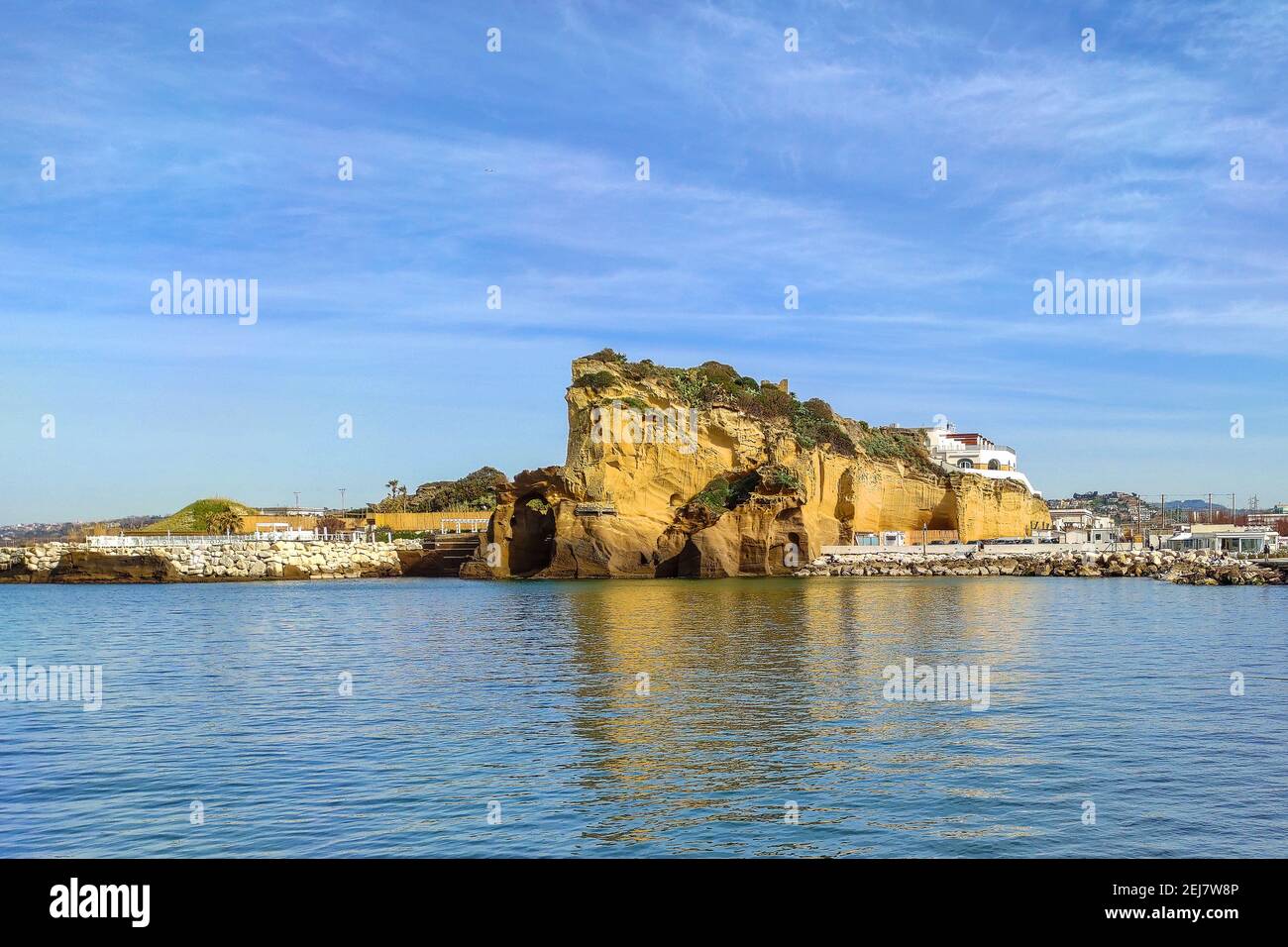 Tuff rocks hi-res stock photography and images - Alamy