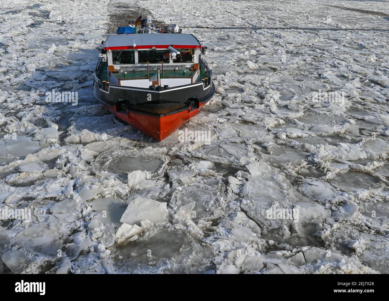 Schwedt, Germany. 18th Feb, 2021. A German icebreaker sails on the ...