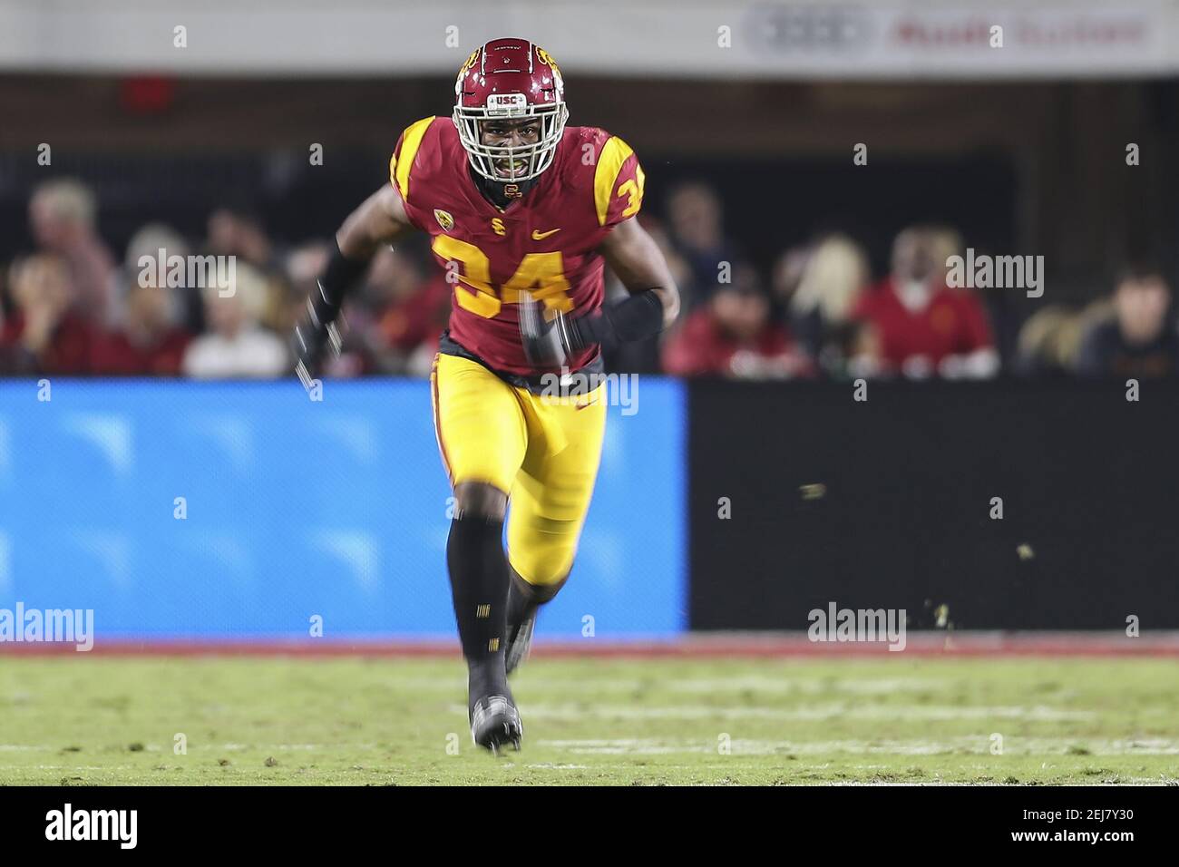 November 2, 2019: USC Trojans linebacker Eli'jah Winston (34) races ...