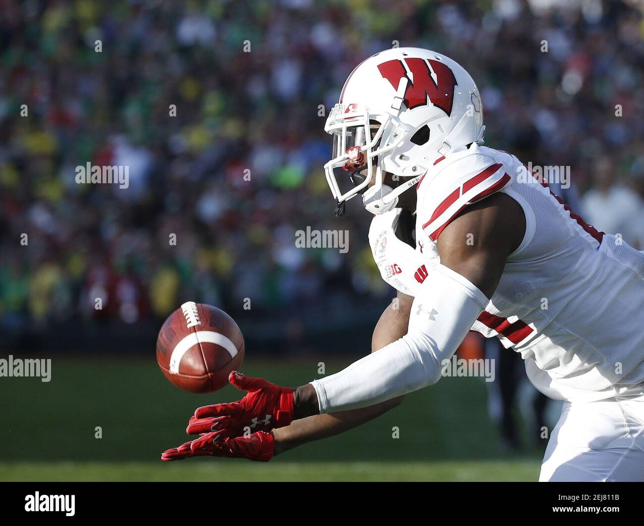 January 01, 2020 Wisconsin Badgers wide receiver Aron Cruickshank #1 ...