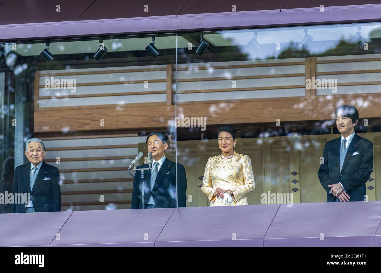 Japan's Imperial family members, from left to right, Emperor Emeritus ...