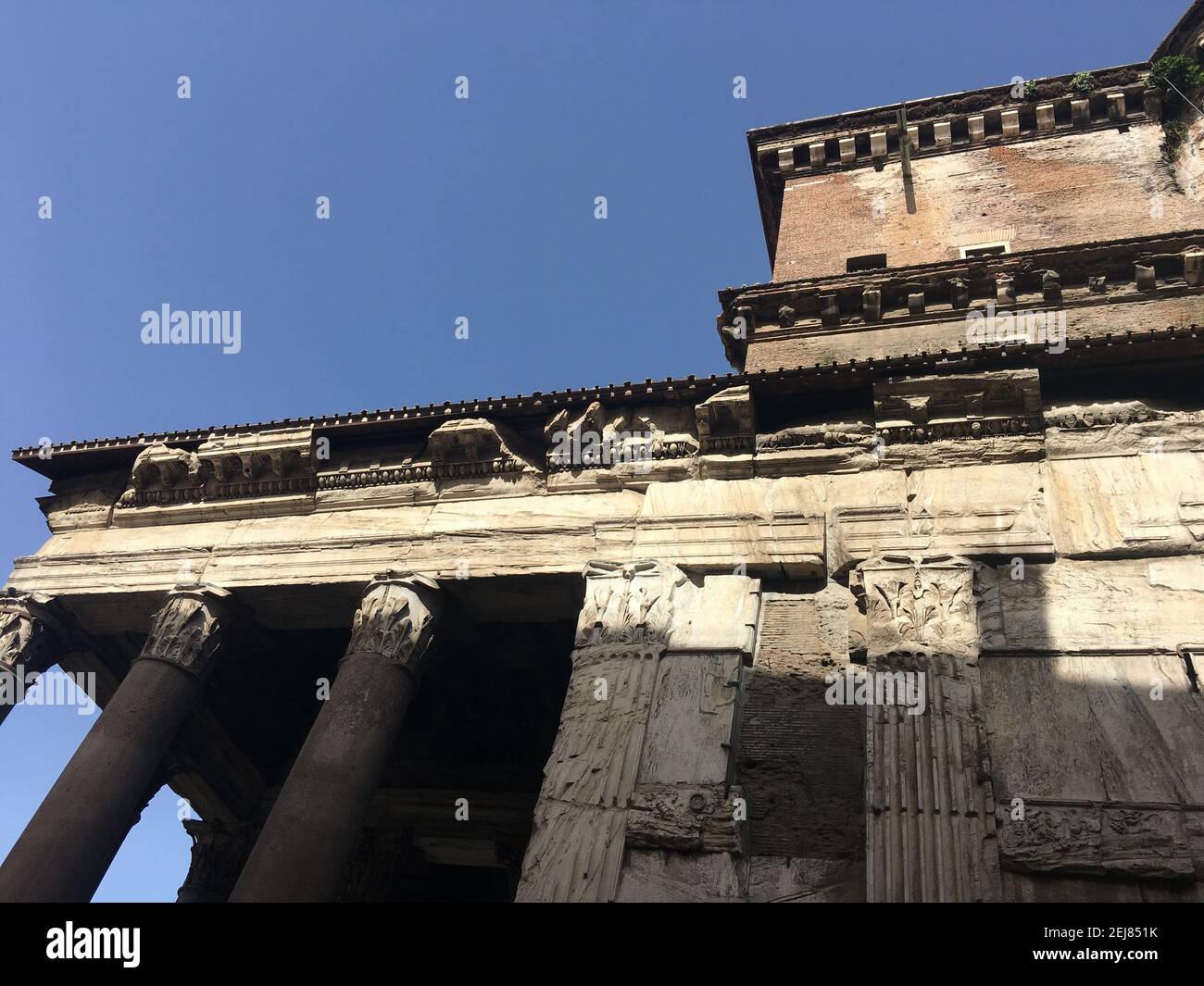 The pantheon in Rome, Italy.It is the only surviving Roman empire ...