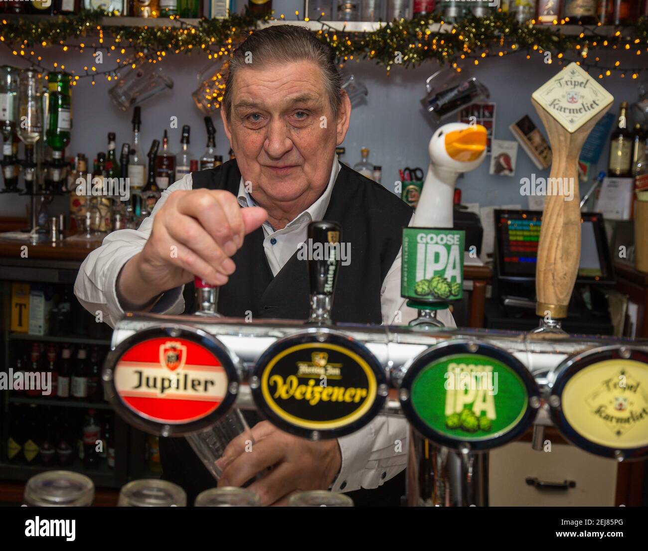 ROTTERDAM, Portrait of Ger Koedam friend of Jules Deelde in Cafe Ari ...