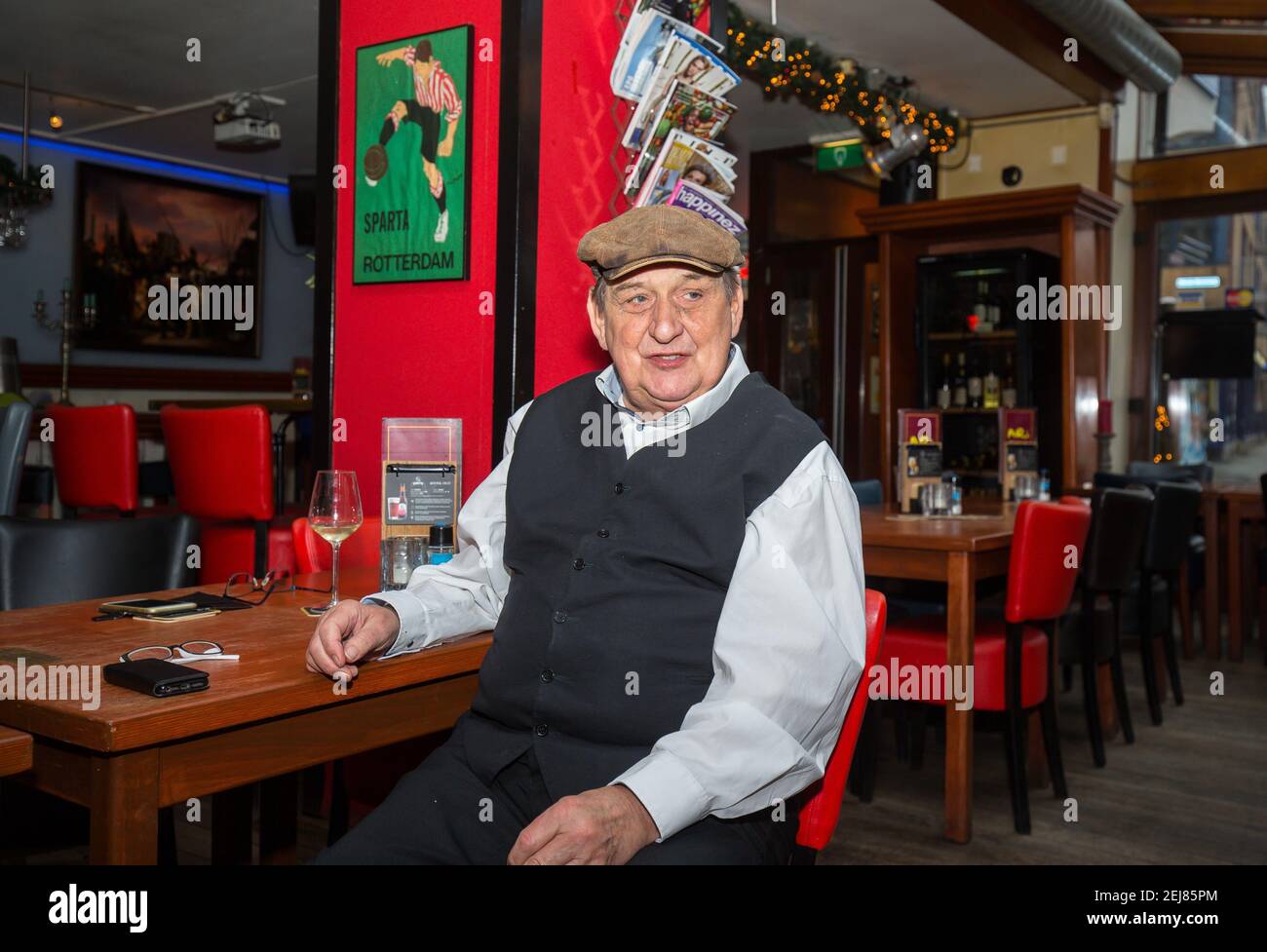 ROTTERDAM, Portrait of Ger Koedam friend of Jules Deelde in Cafe Ari ...