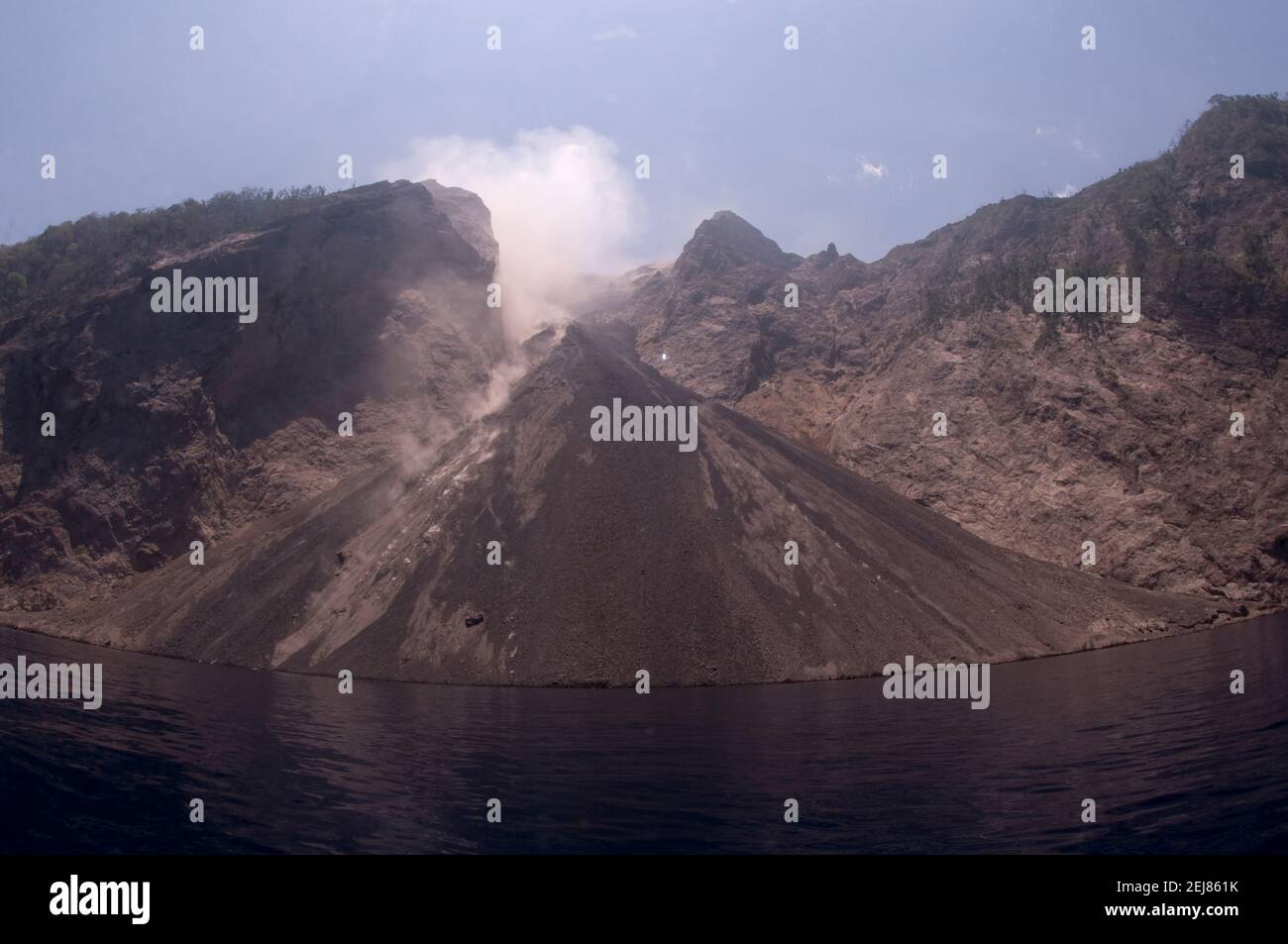 Scree slope hi-res stock photography and images - Alamy