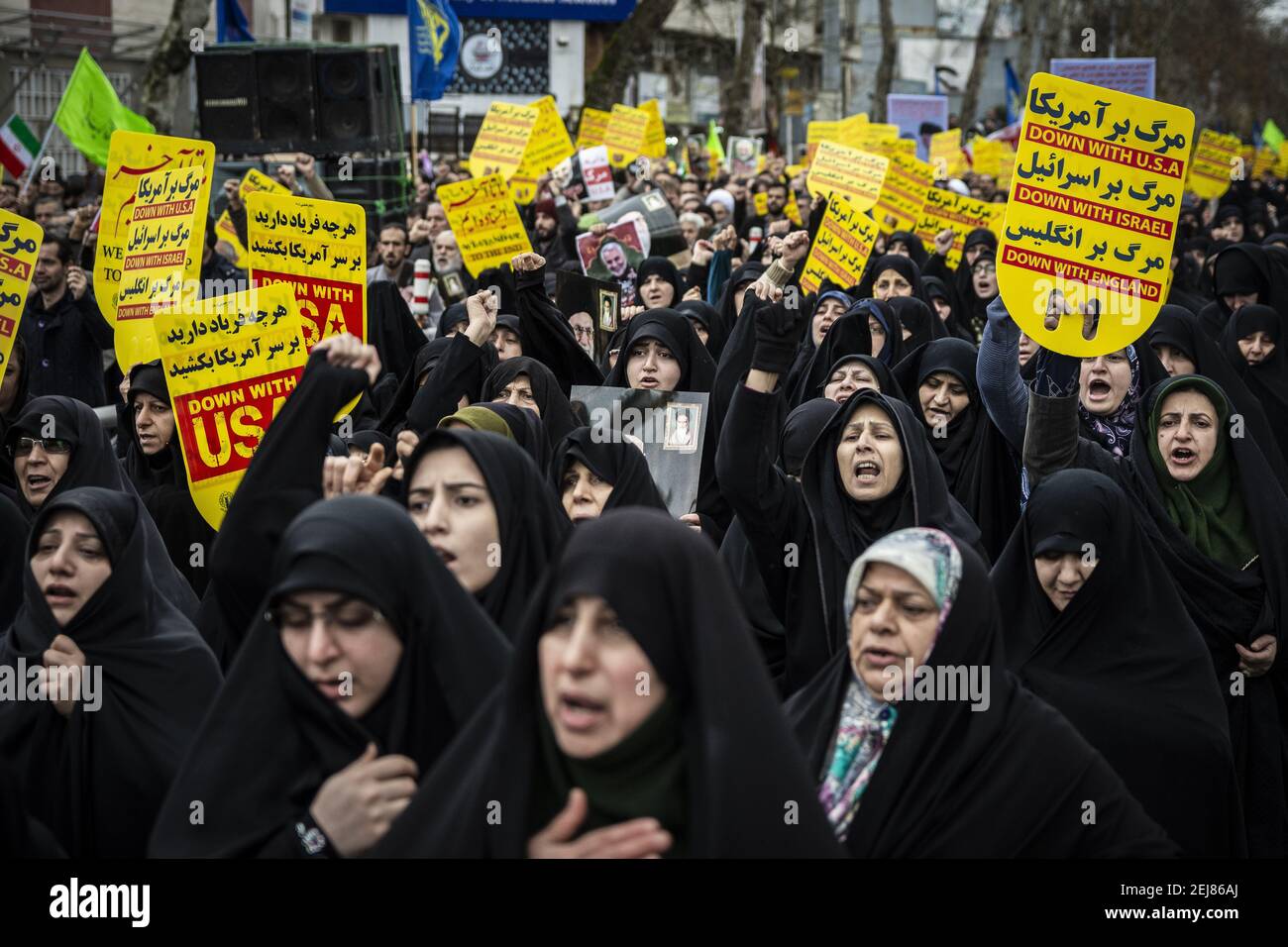 Women Are Protesting Against The Murder Of General Qasem Soleimani