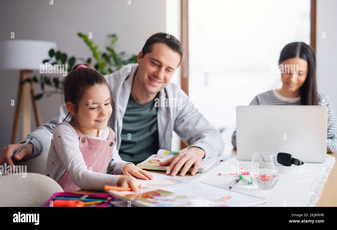Working parents with their kids hi-res stock photography and images - Alamy
