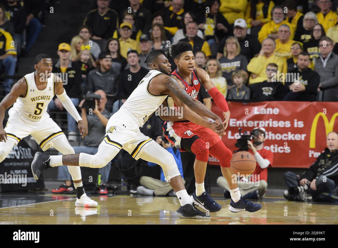 January 04, 2020: Wichita State Shockers guard Jamarius Burton (2) deny ...