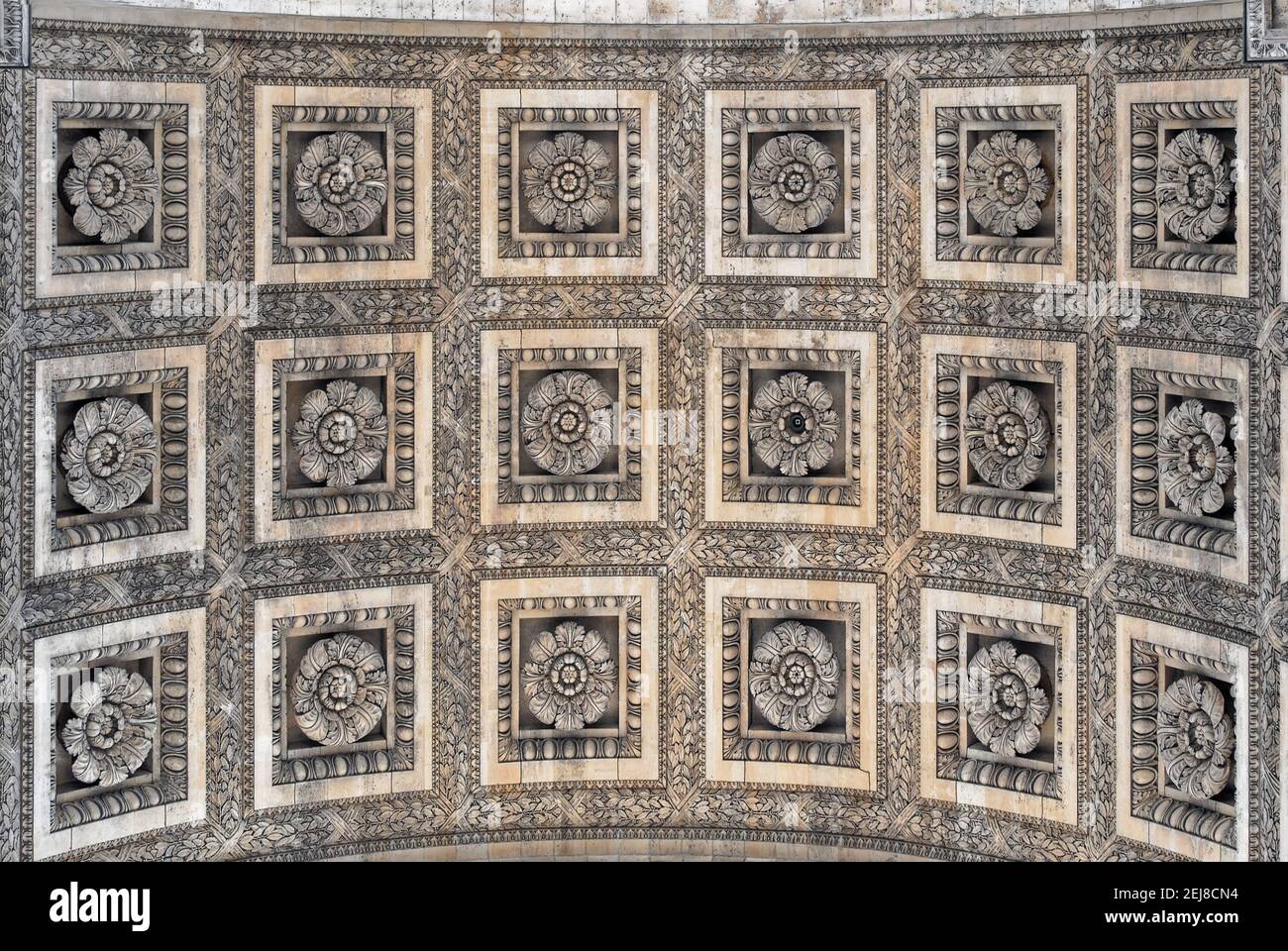 Patterns on the ceiling of the arch of the Arc de Triomphe in the city ...