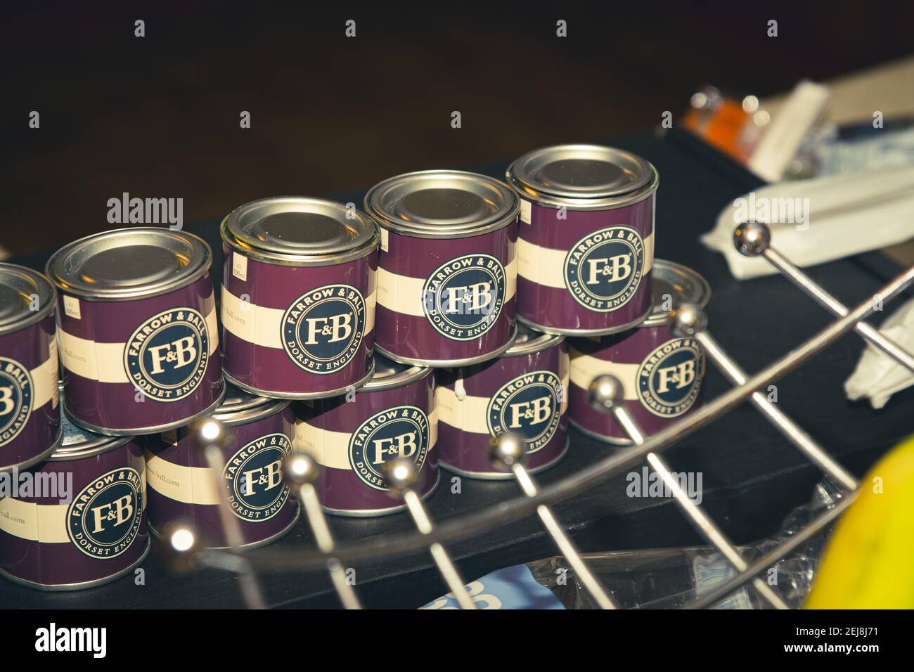 Farrow and ball green paint hi-res stock photography and images - Alamy