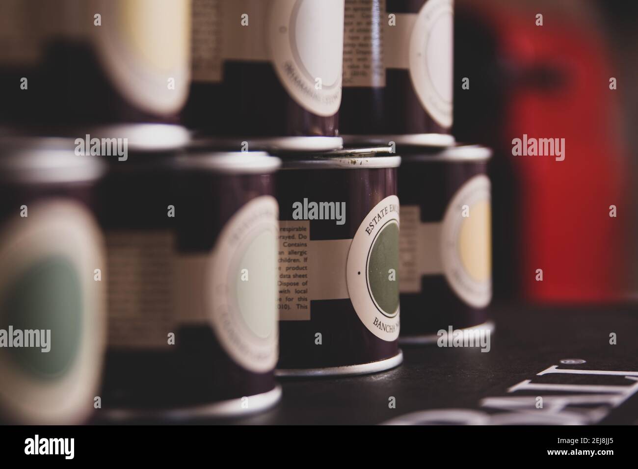 Farrow and ball green paint hi-res stock photography and images - Alamy