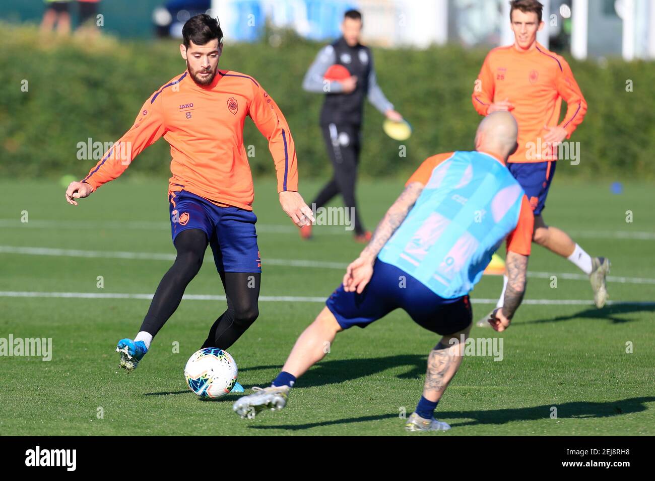 Antwerp's Ivo Rodrigues (L) pictured in action during the winter ...
