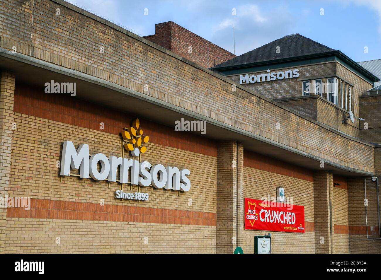 Morrison supermarkets plc hi-res stock photography and images - Alamy