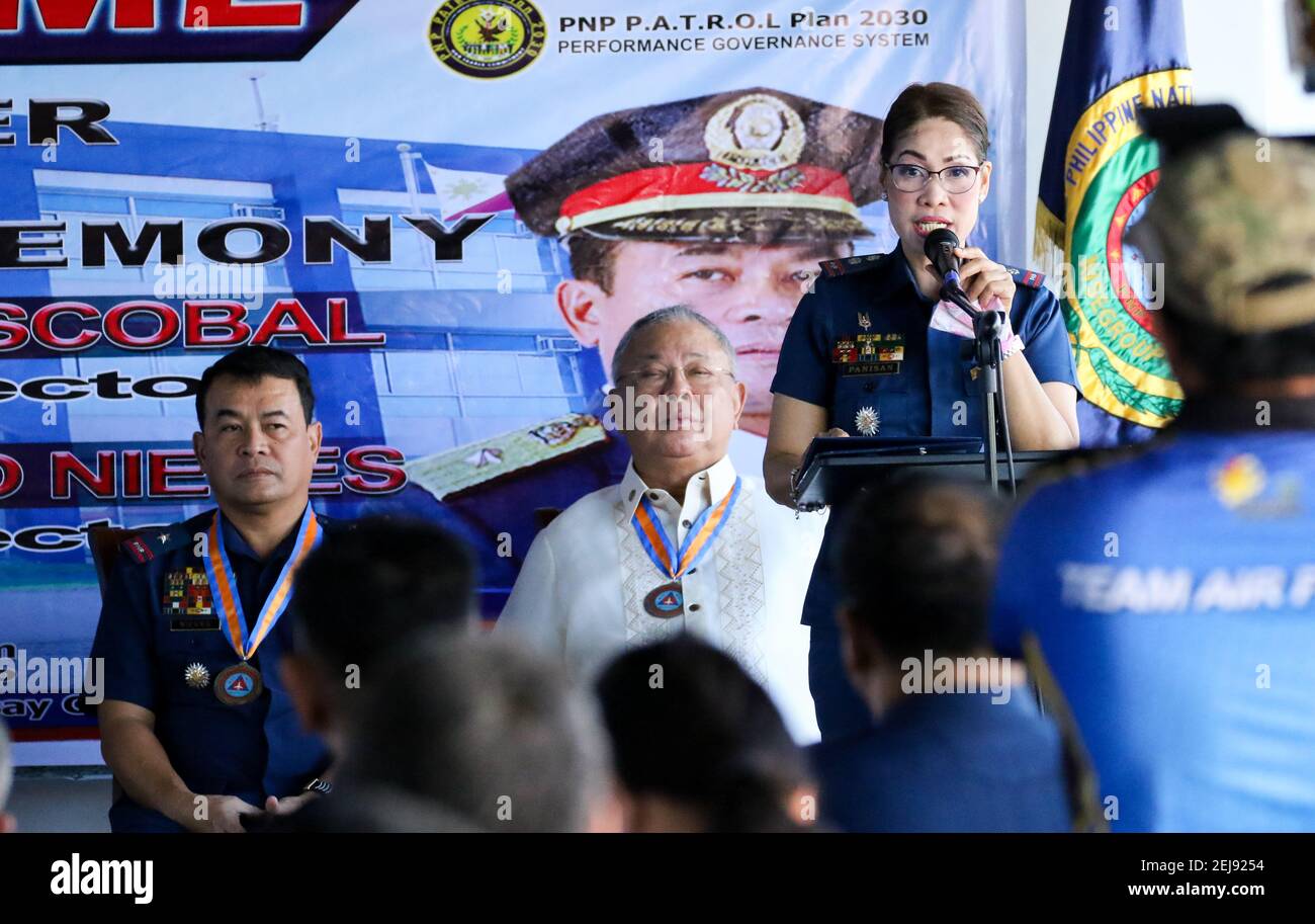 (1/5/2020) (R) PLTCOL PANISAN giving welcome remarks during turn over ...
