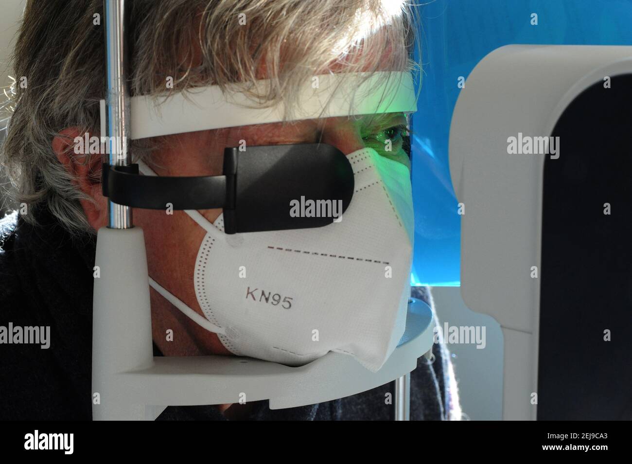 Biometrics eye hi-res stock photography and images - Alamy