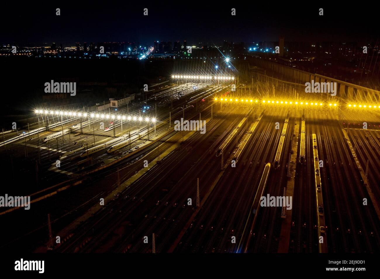 The D-series high-speed trains are ready for the coming Spring Festival ...