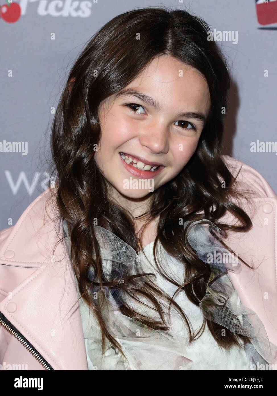 HOLLYWOOD, LOS ANGELES, CALIFORNIA, USA - JANUARY 09: Actress Brooklyn ...