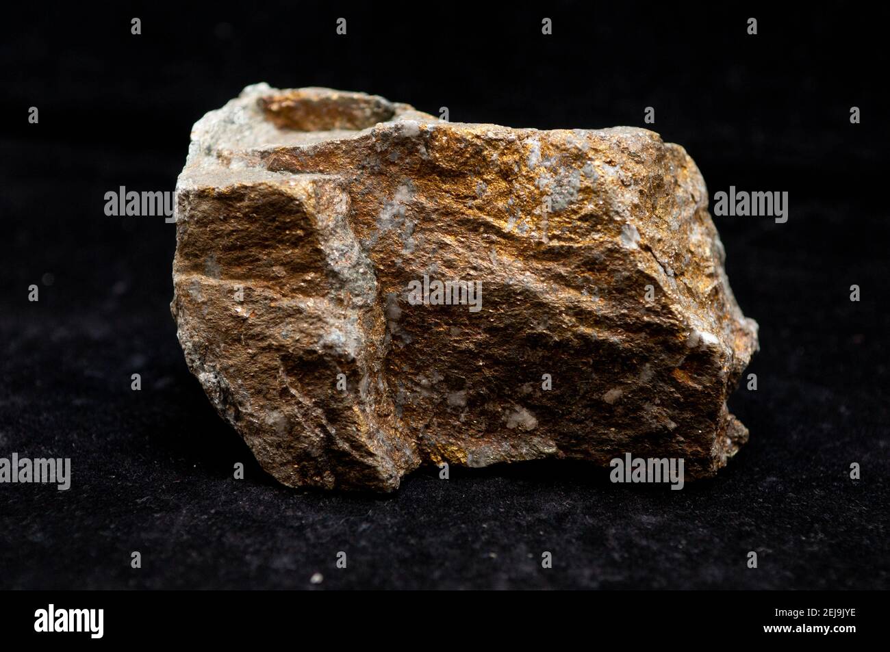 chalcopyrite sample mineral Stock Photo - Alamy