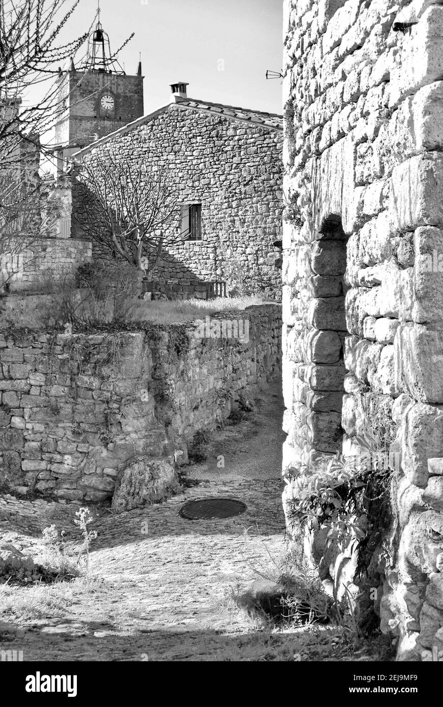 Village inside of medieval walls hi-res stock photography and images ...