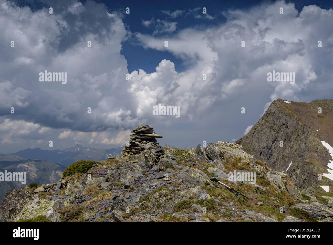 Views from the Pic de la Gallina summit (Alt Pirineu Natural Park ...