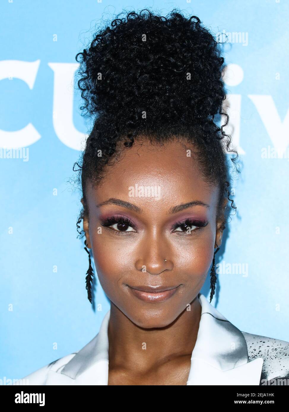 PASADENA, LOS ANGELES, CALIFORNIA, USA - JANUARY 11: Yaya DaCosta ...