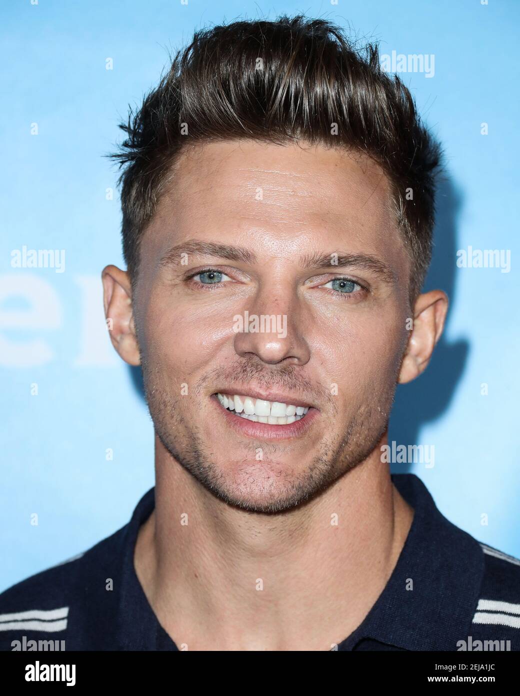 PASADENA, LOS ANGELES, CALIFORNIA, USA - JANUARY 11: Steve Cook arrives ...