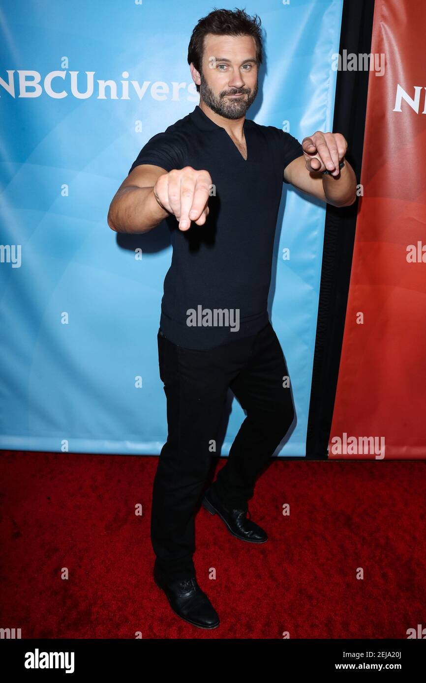 PASADENA, LOS ANGELES, CALIFORNIA, USA - JANUARY 11: Clive Standen ...