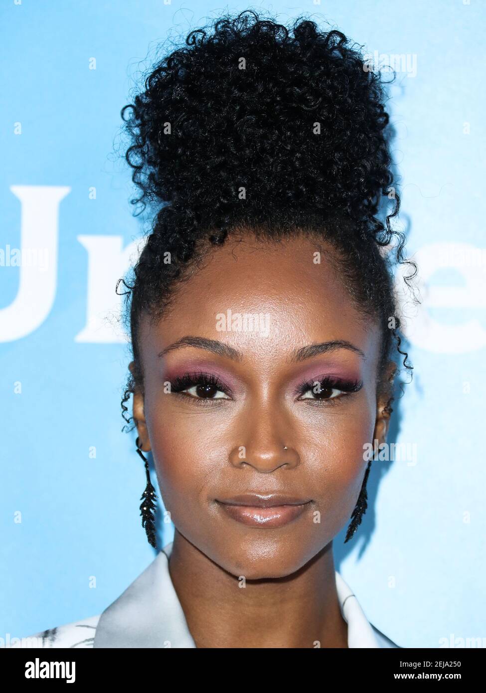 PASADENA, LOS ANGELES, CALIFORNIA, USA - JANUARY 11: Yaya DaCosta ...