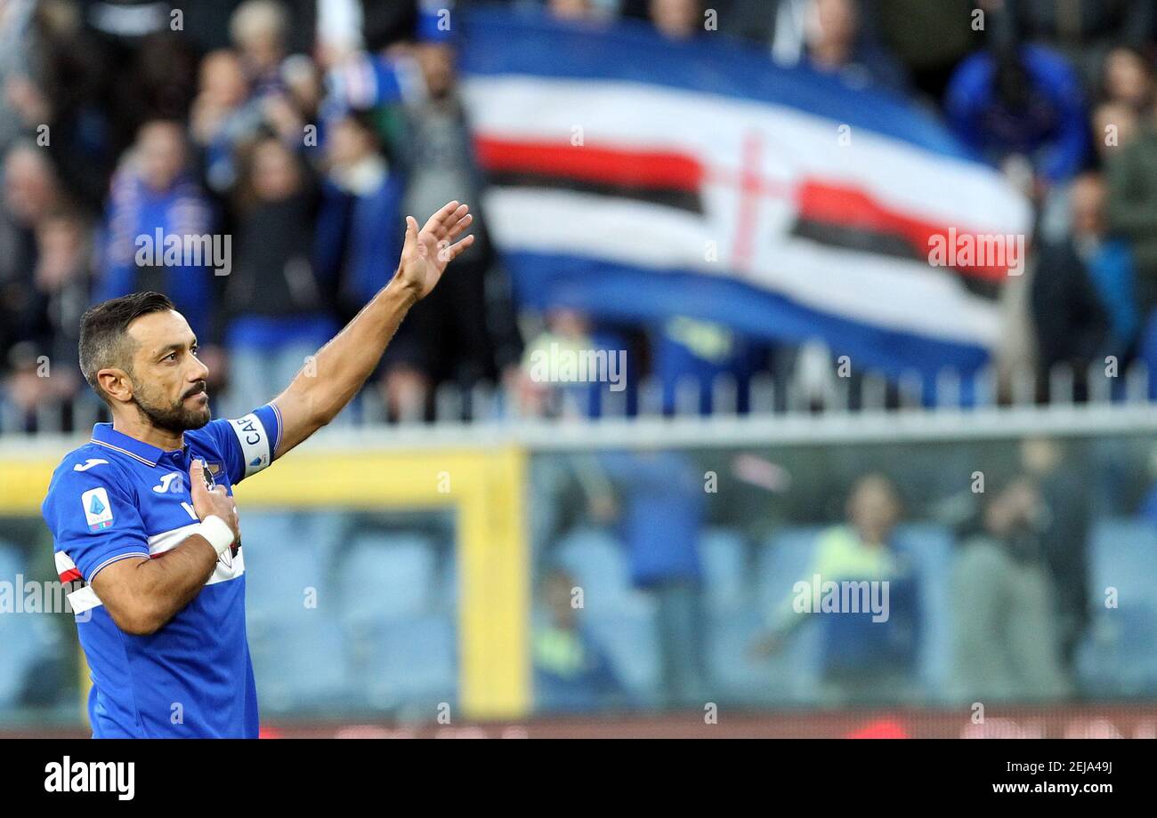 Fabio Quagliarella of Sampdoria celebrates the 3-1 during the match ...