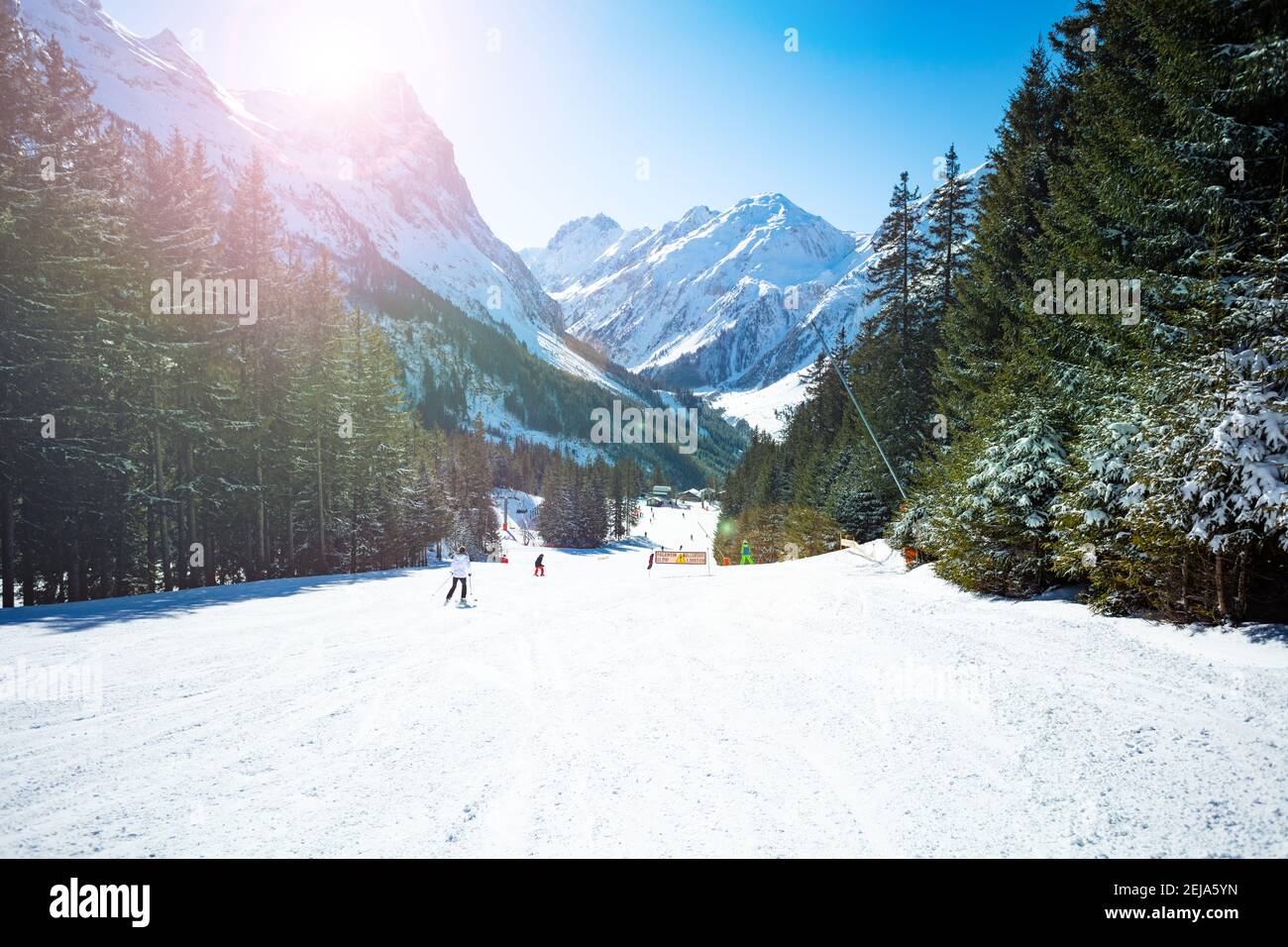 Sunlit alps hi-res stock photography and images - Alamy
