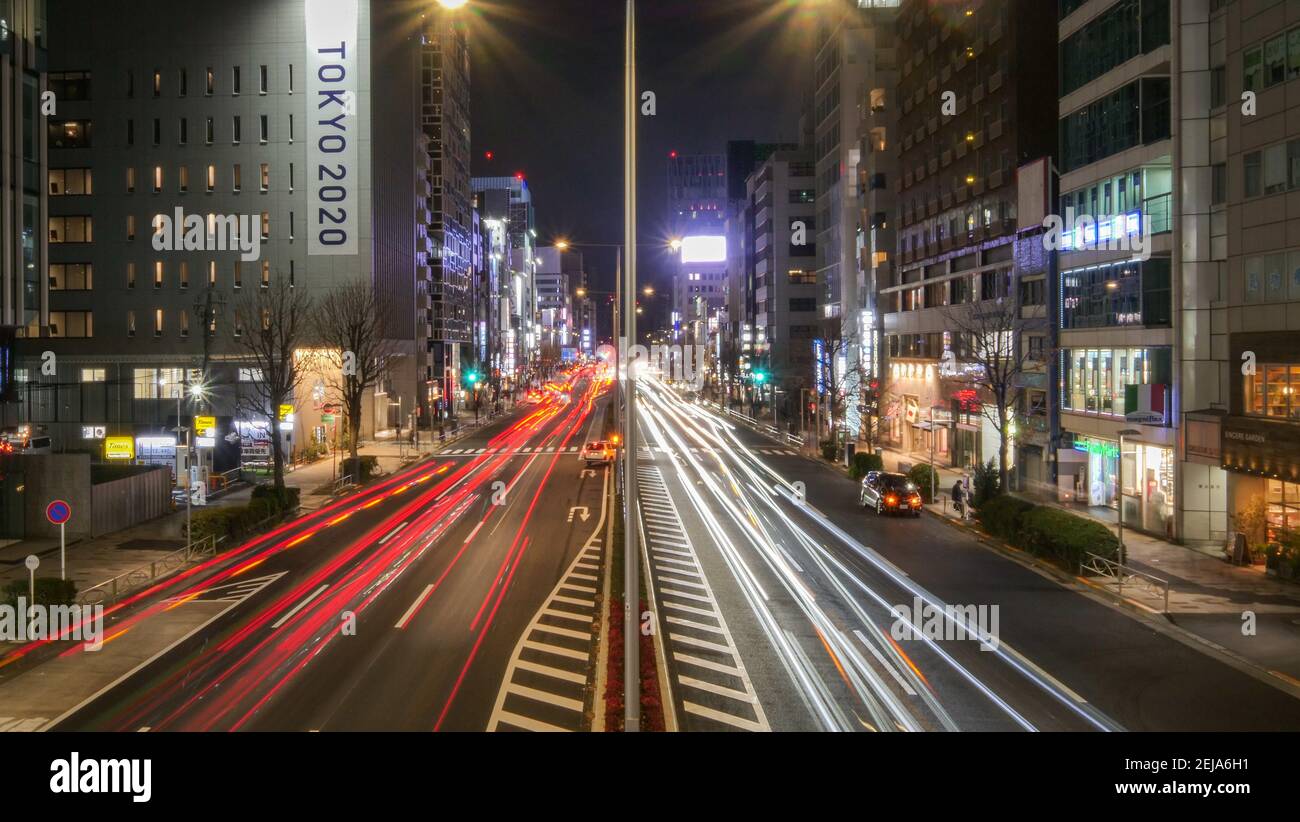 TÓQUIO, TO - 12.01.2020: TOKYO 2020 - Tokyo city at night with Tokyo ...