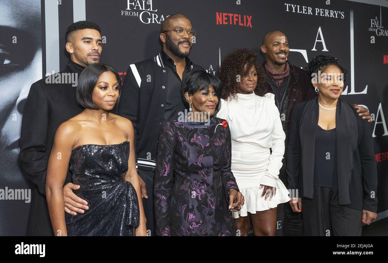 Cast attends premiere of Netflix A Fall From Grace at Metrograph (Photo ...