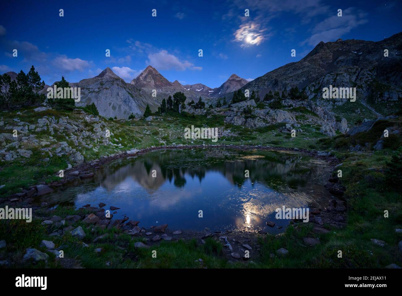 Summer night in Respomuso (Tena Valley, Aragon, Pyrenees, Spain) ESP ...