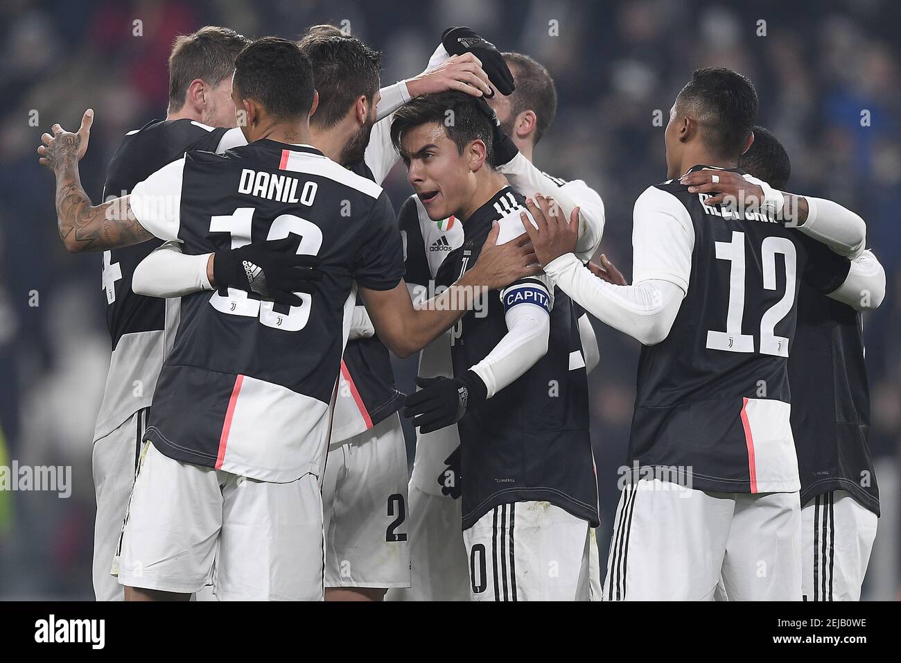 Paulo Dybala of Juventus celebrates with his teammates after scoring ...