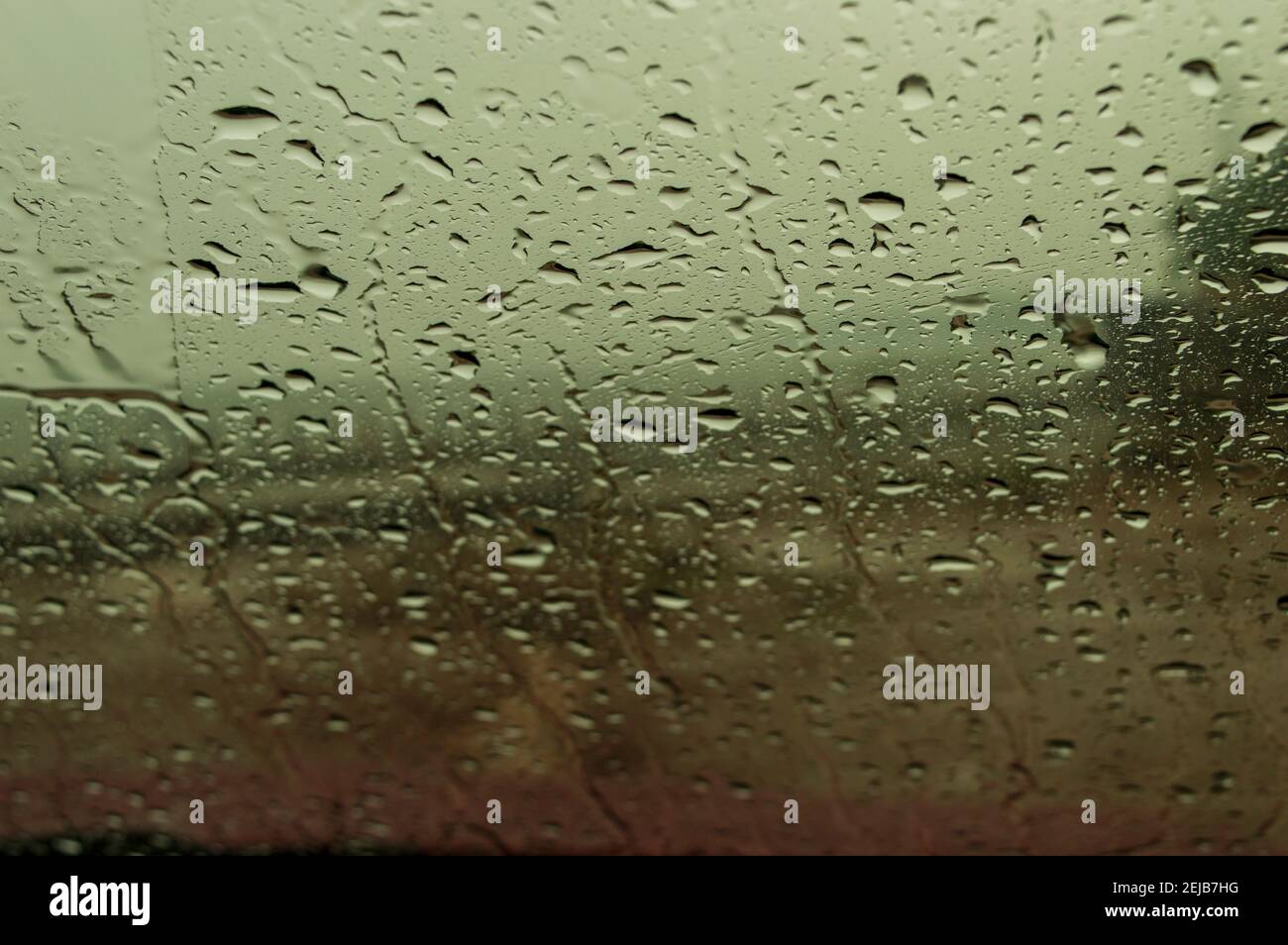 rain drops on car windshield Stock Photo - Alamy