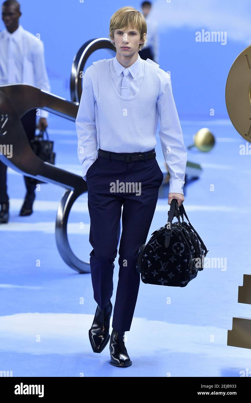 Model walks on the runway during the Louis Vuitton fashion show during ...