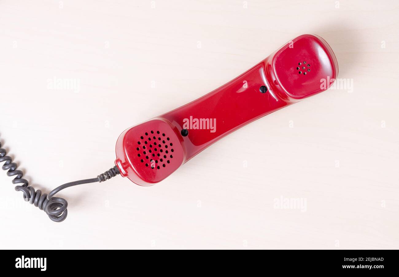 Red telephone receiver hi-res stock photography and images - Alamy