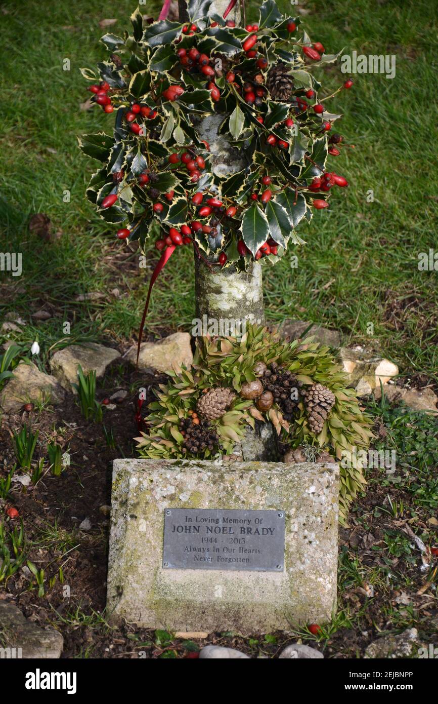 Memorial dedication hi-res stock photography and images - Alamy