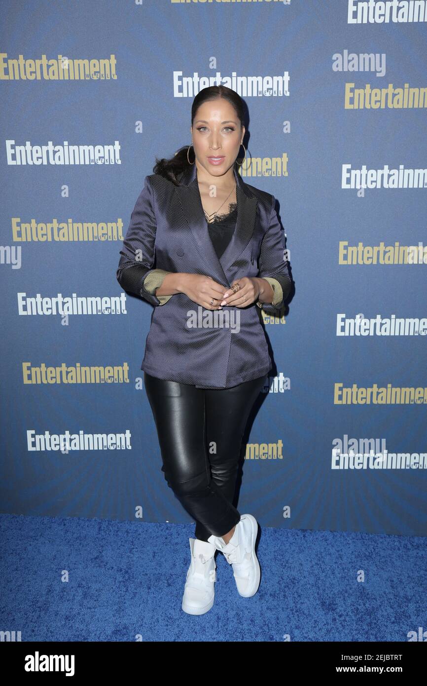 Robin Thede walking the red carpet at Entertainment Weekly’s Official ...