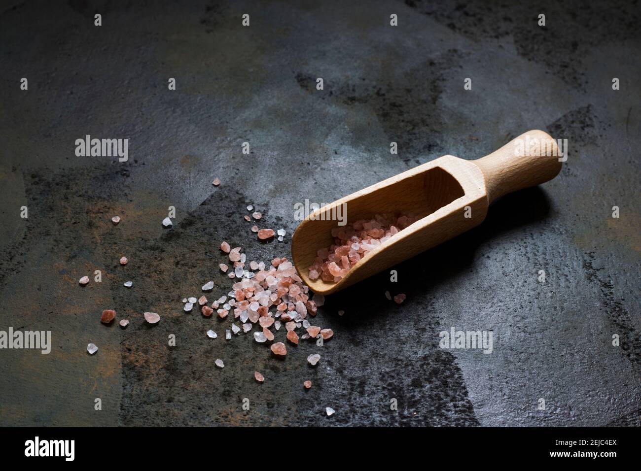himalayan crystal salt Stock Photo - Alamy