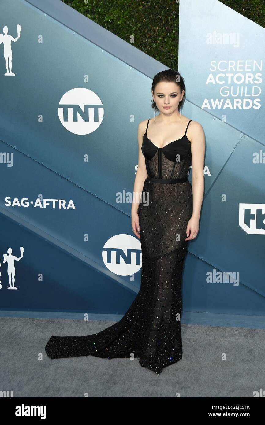 Joey King arrives for the 26th Annual Screen ActorsÂ Guild Awards at ...