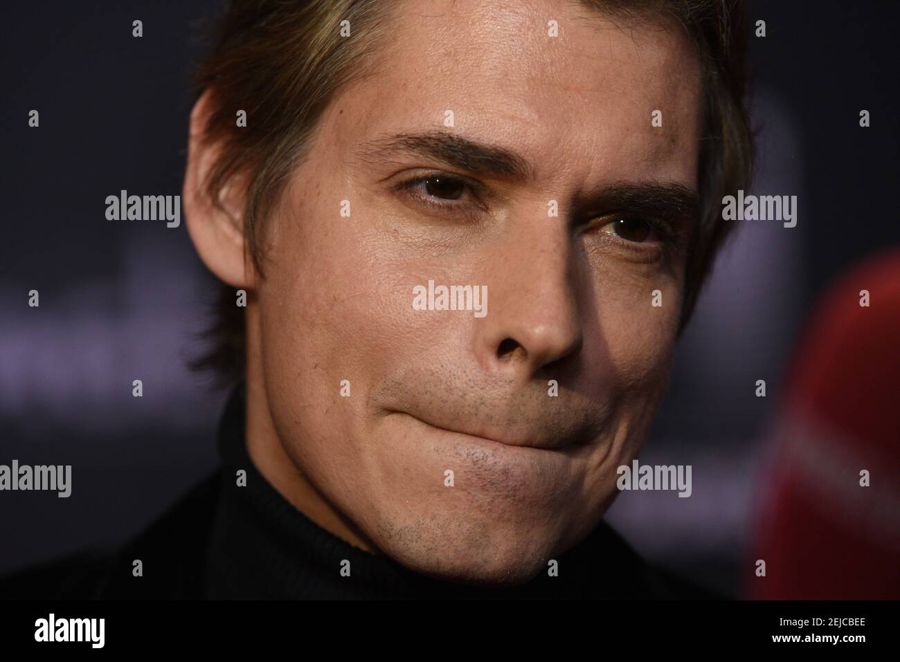 Venezuelan singer Carlos Baute attends a photocall prior to the Odeon ...
